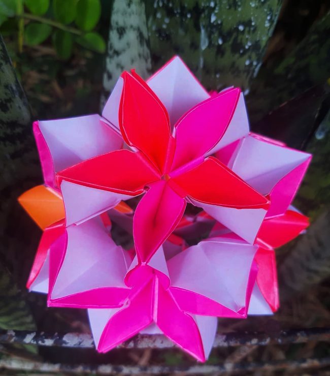 √ Cara Membuat Bunga Kusudama dari Origami - Tomo Jikan